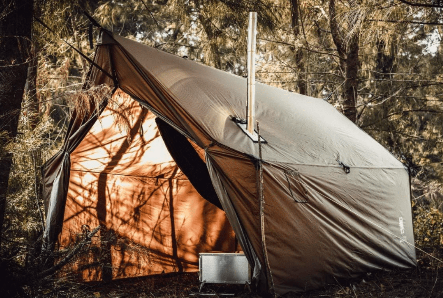 Best Hot Tent UK | Stove Heated Shelters for Winter Warmth